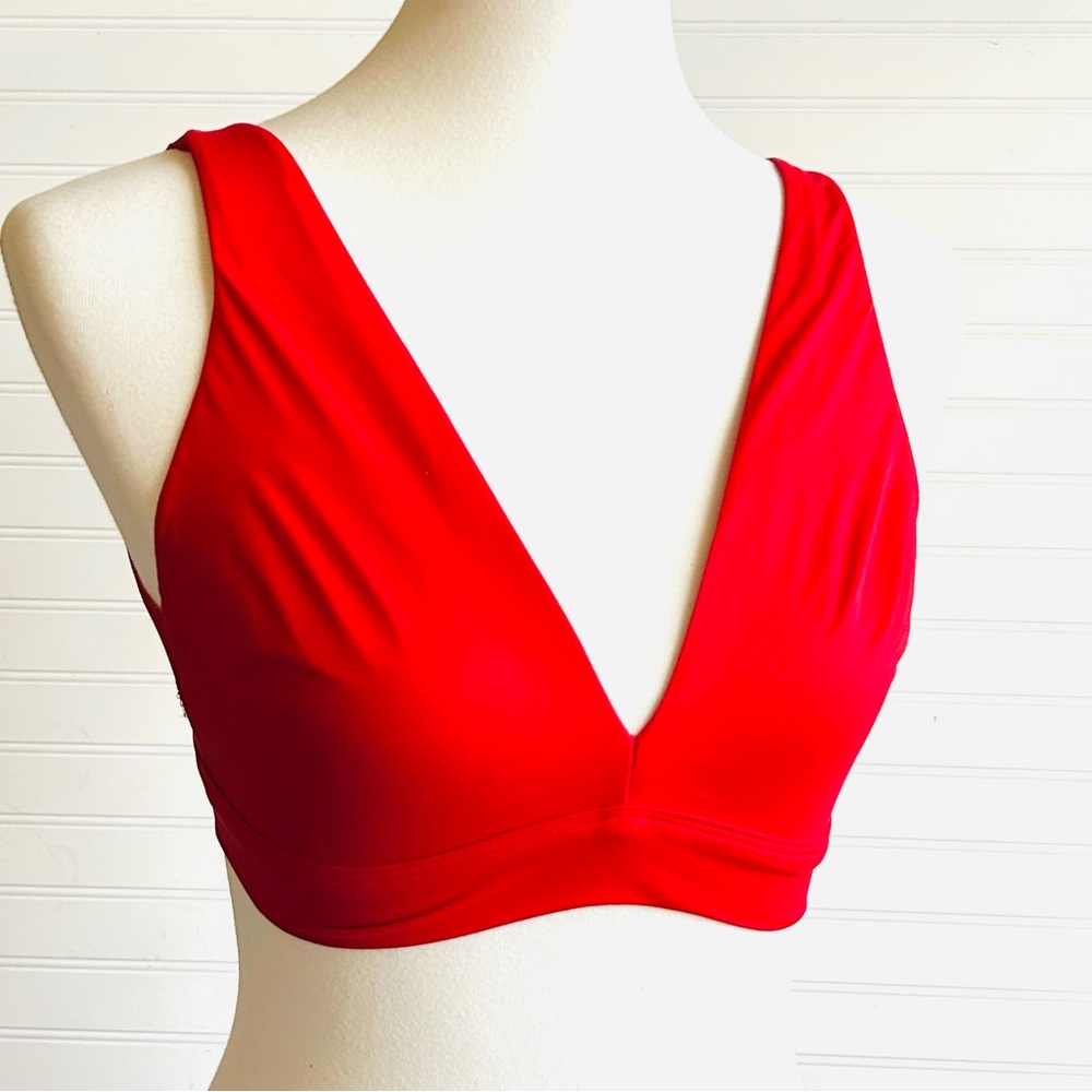 Victoria’s Secret Red Low-Cut V Bralette - Gem